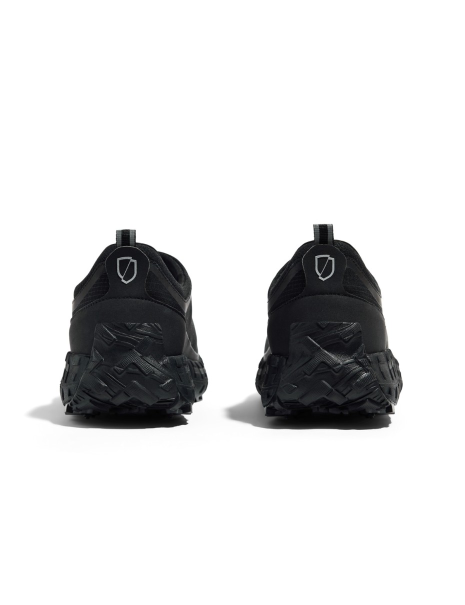 NORDA 003 PITCH BLACK MAN